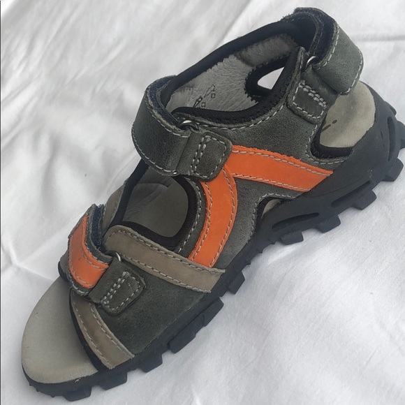 Umi | Shoes | Nwts Umi Velcro Sandals Size 32 Us | Poshmark
